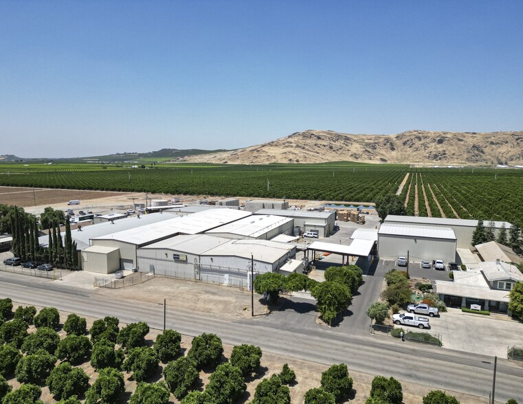 10175 S Anchor Ave, Dinuba, CA 93618 - +/-10 Ac. Commercial Warehouse Facility | LoopNet