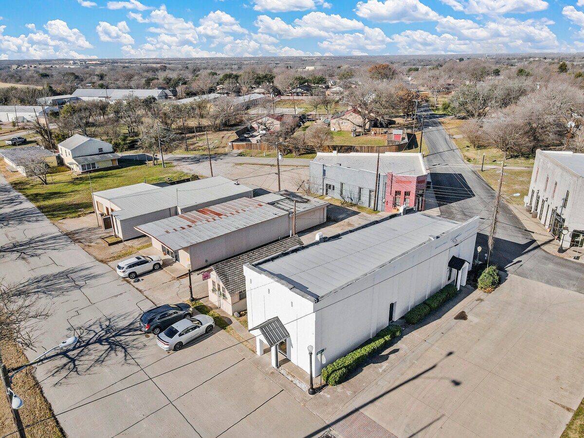 101 S Main St, Red Oak, TX 75154 | LoopNet