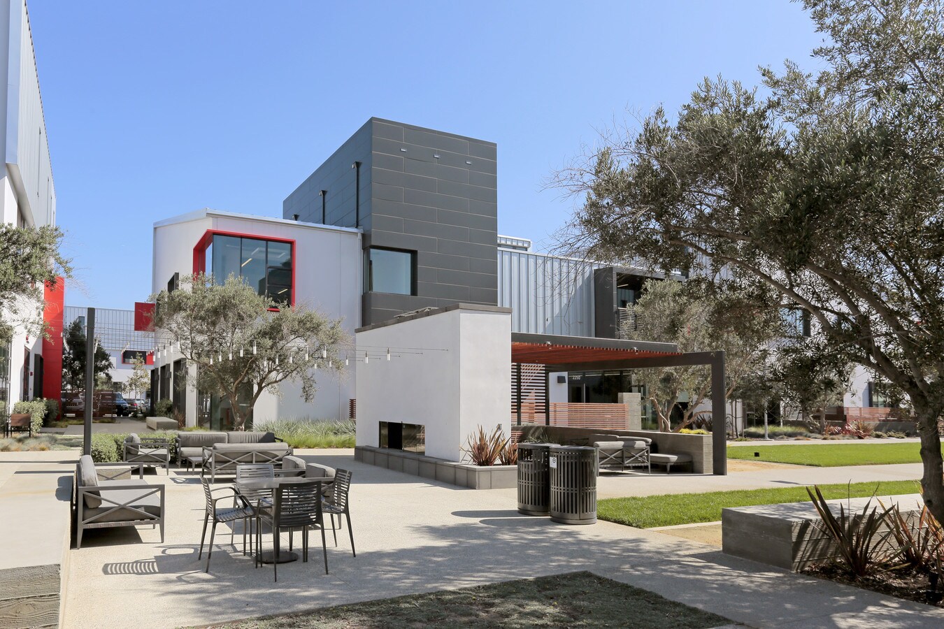 2235 Campus Dr, El Segundo, CA 90245 | LoopNet