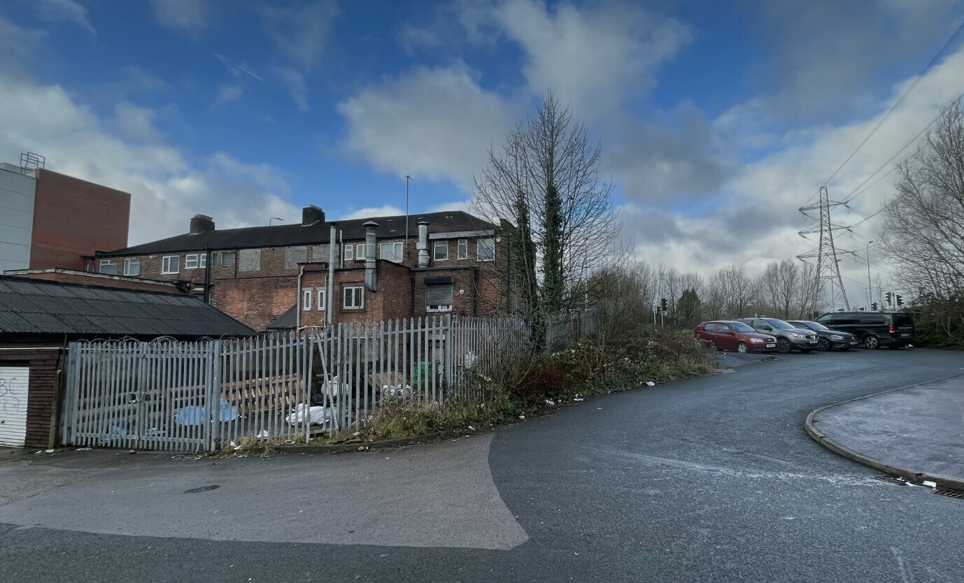 1200 Rochdale Rd, Manchester, GTM M9 6FR | LoopNet