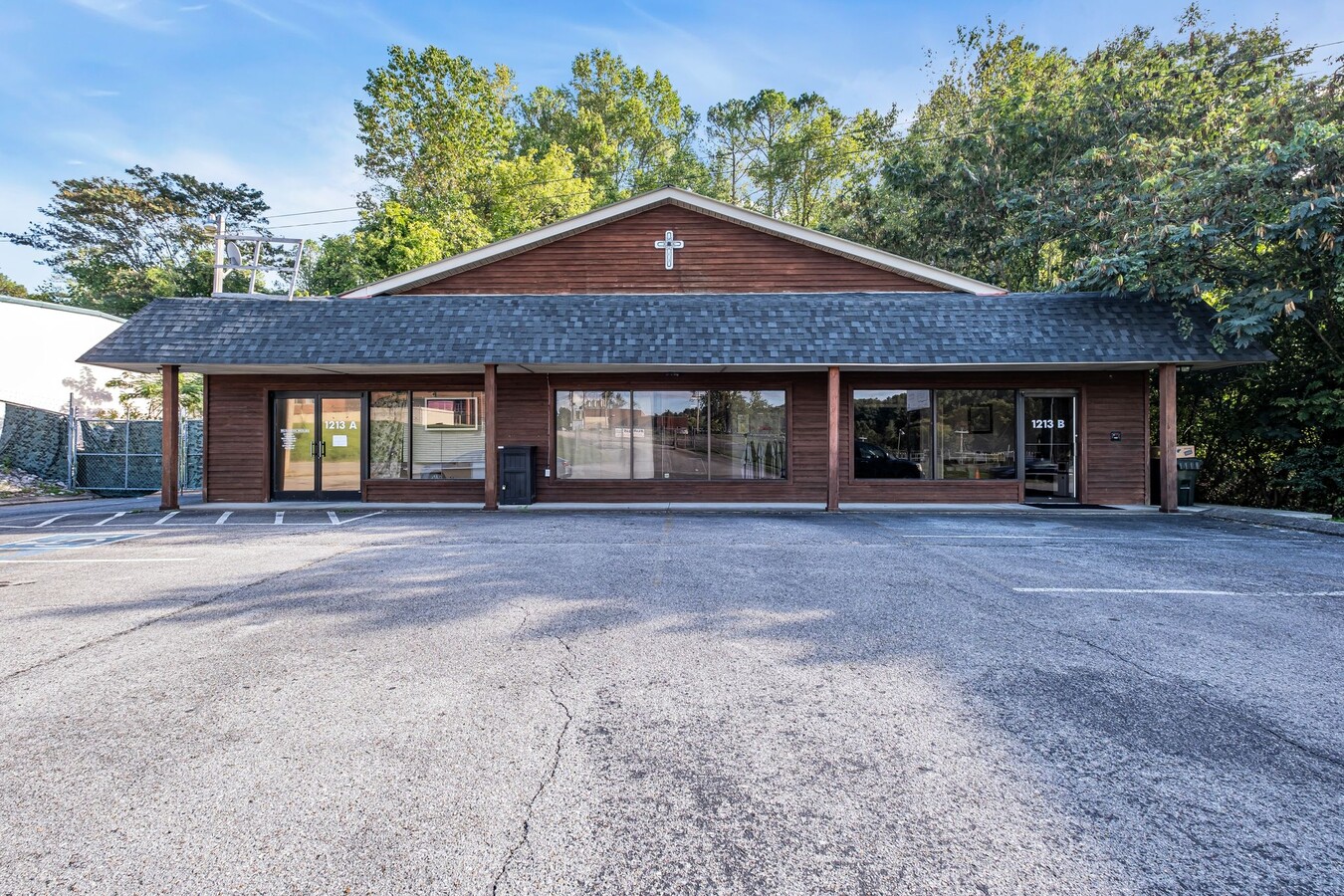 1213 W Gaines St Lawrenceburg Tn 38464 Loopnet