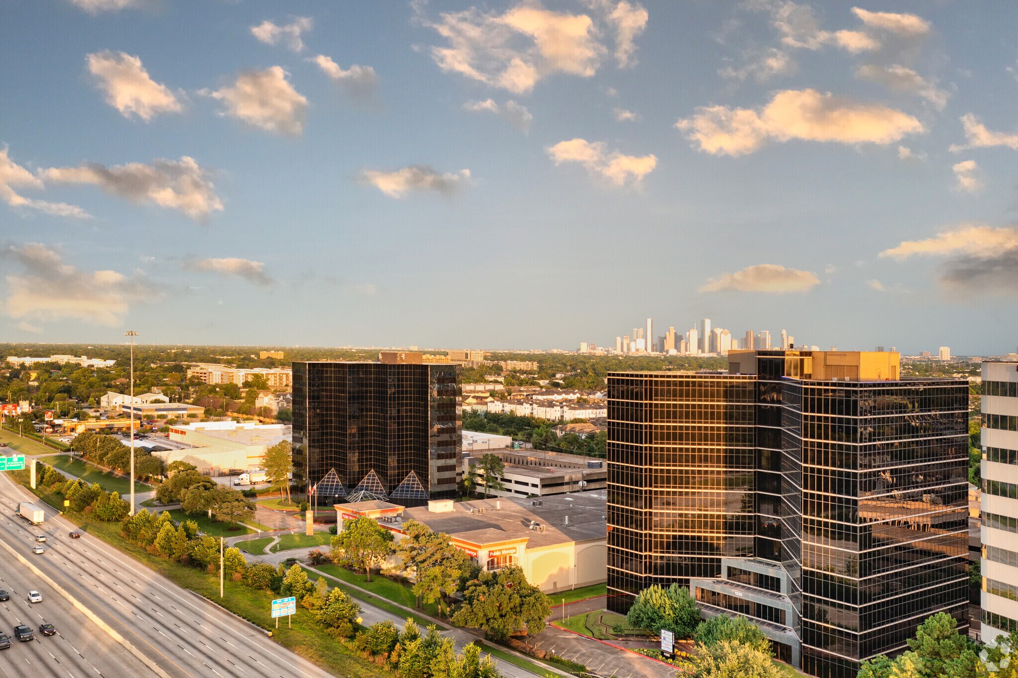 1225 N Loop Fwy W, Houston, TX 77008 - 1225 North Loop West | LoopNet