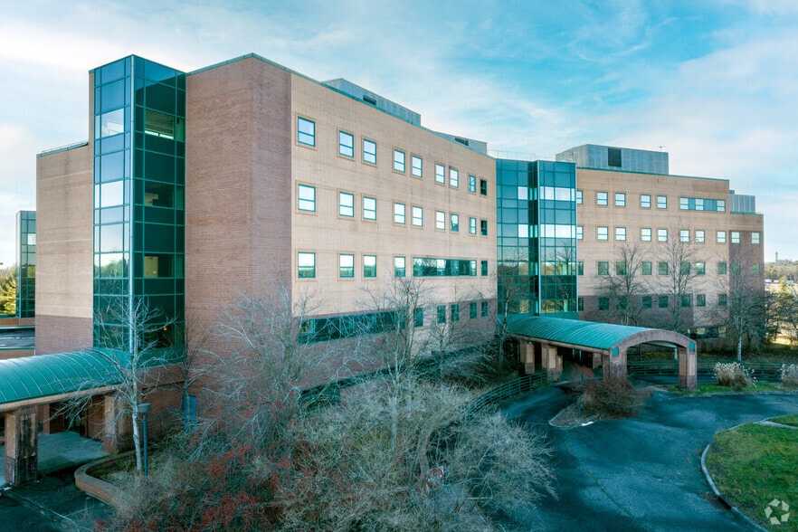 14 Glover Dr, Yaphank, NY 11980 - John J. Foley SNF | LoopNet