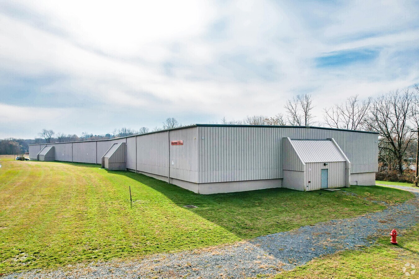 70 Overocker Rd, Poughkeepsie, NY 12603 | LoopNet