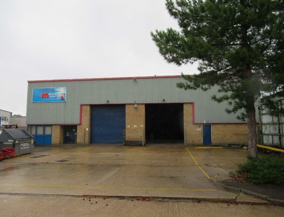 Bridge Rd, Littlehampton, BN17 5DF | LoopNet