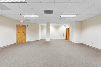 400 Sawgrass Corporate Pky, Sunrise, FL 33325 - Building A | LoopNet
