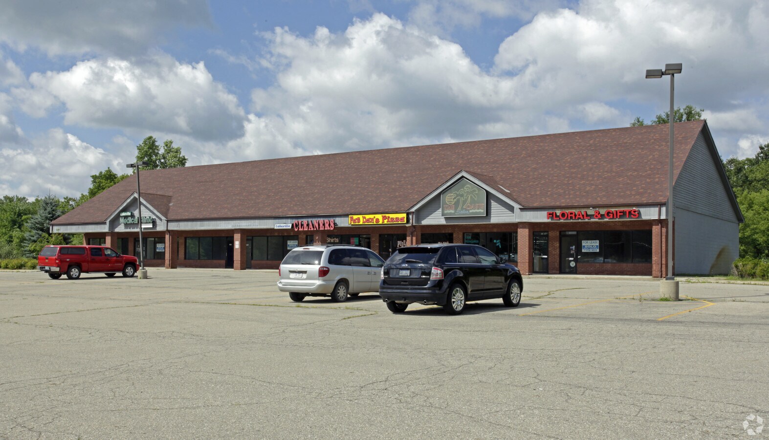705-719 Rochester Rd, Leonard, MI 48367 | LoopNet