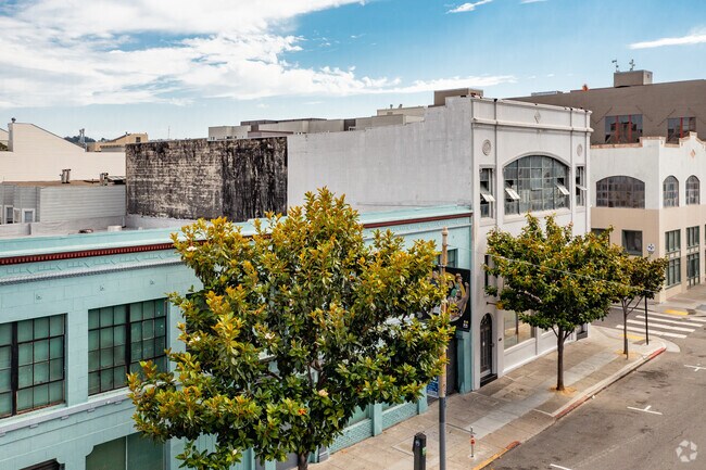 California Commercial Real Estate for Sale | LoopNet