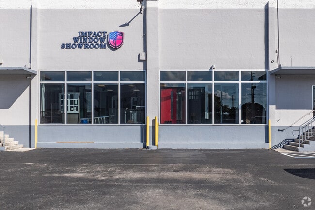 JLL - Miami Commercial Listings & Brokers | LoopNet