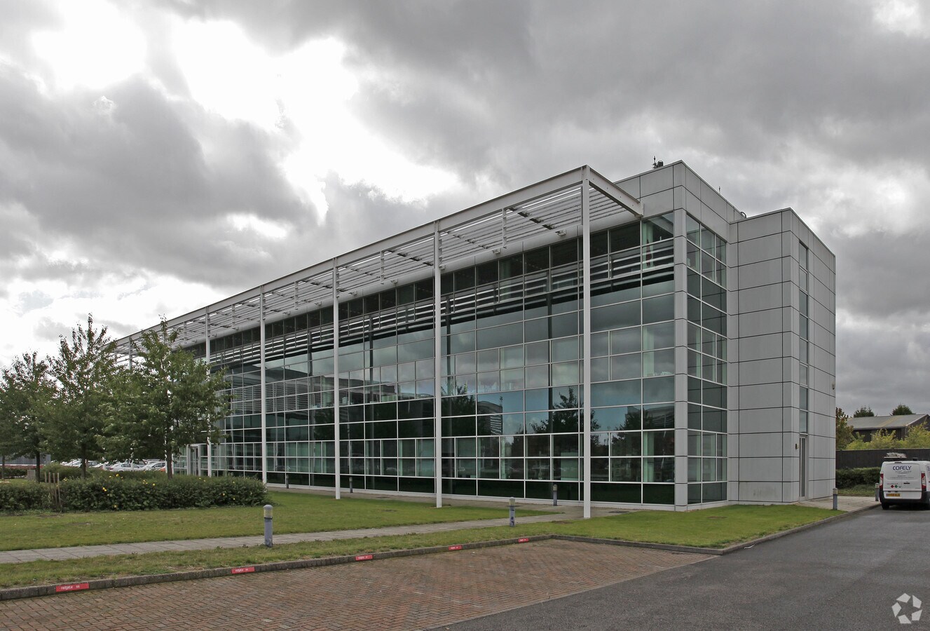 Cowley Rd, Cambridge, CB4 0WZ - Selwyn House | LoopNet