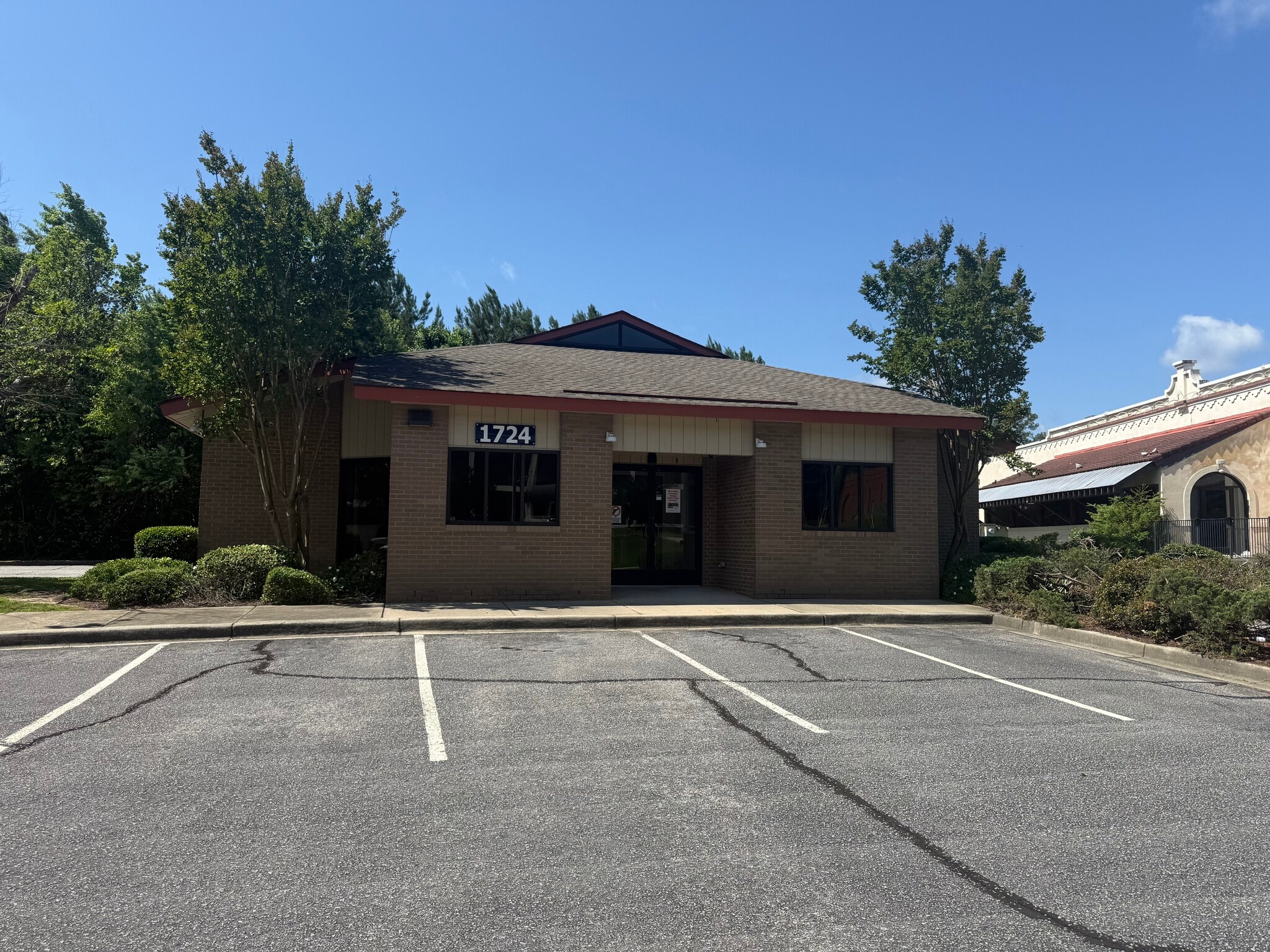 1724 Bush River Rd, Columbia, SC 29210 | LoopNet