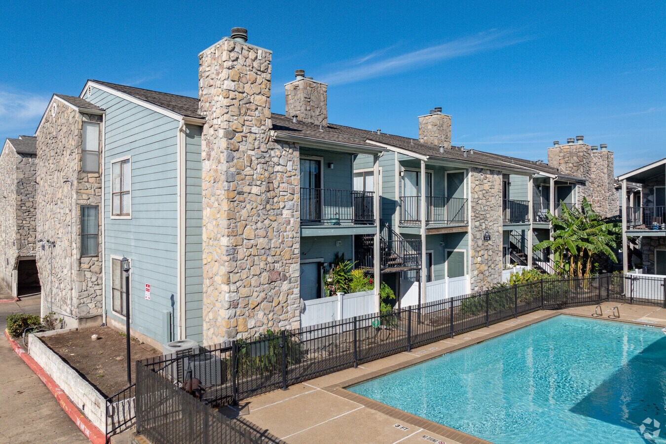 Multifamily Property Portfolio For Sale on LoopNet.com