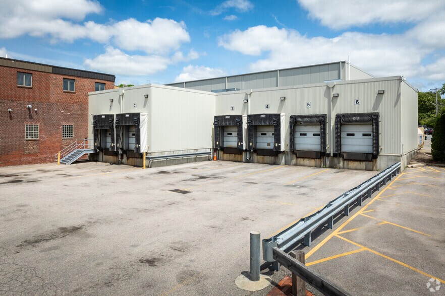 15-25 Bath St, Providence, RI 02908 - Refrigerated Storage Facility ...