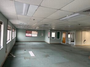 125 Main St, Stoneham, MA 02180 - Plaza 125 | LoopNet