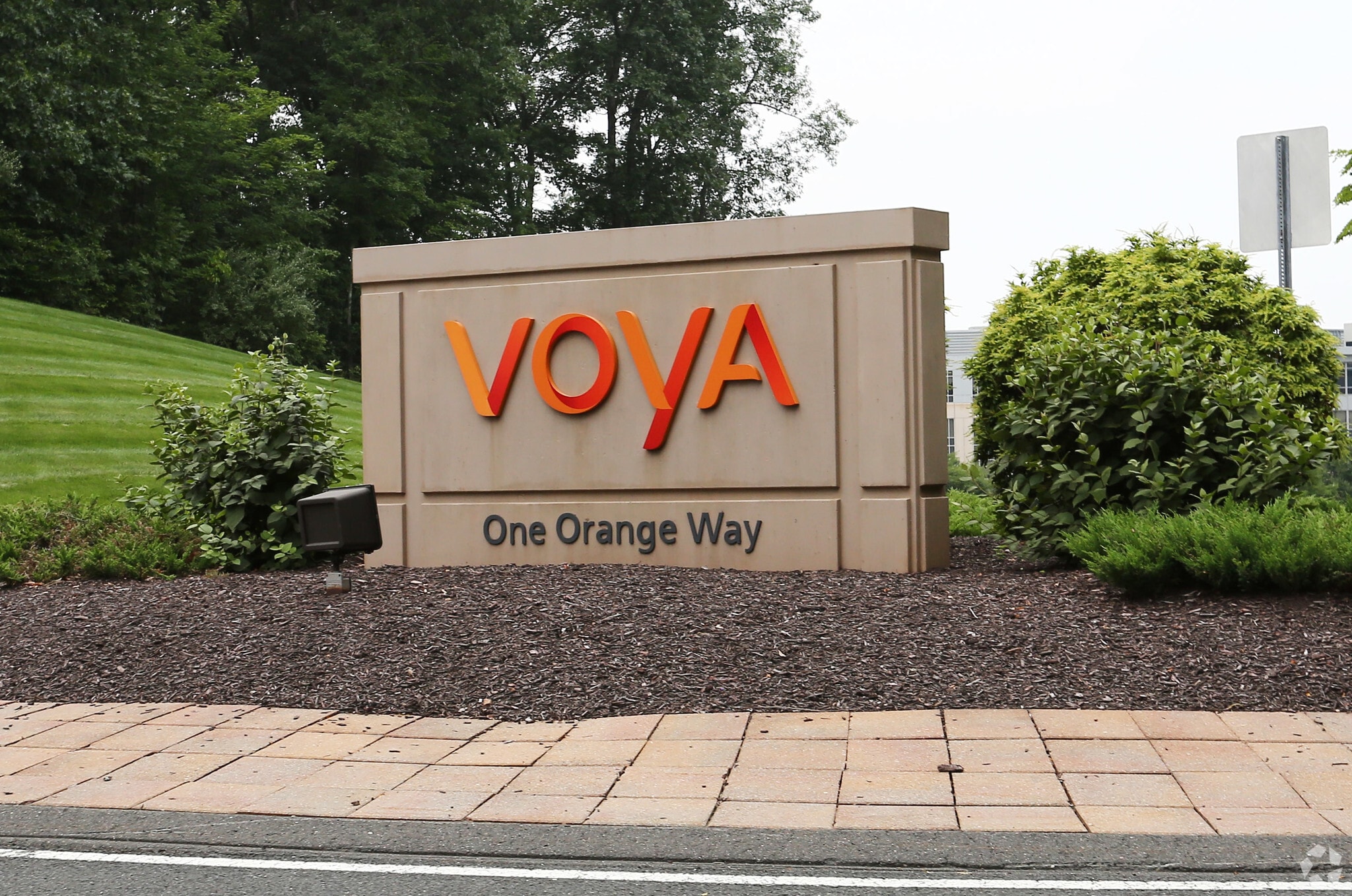 One Orange Way, Windsor, CT 06095 - Voya Windsor Facility | LoopNet