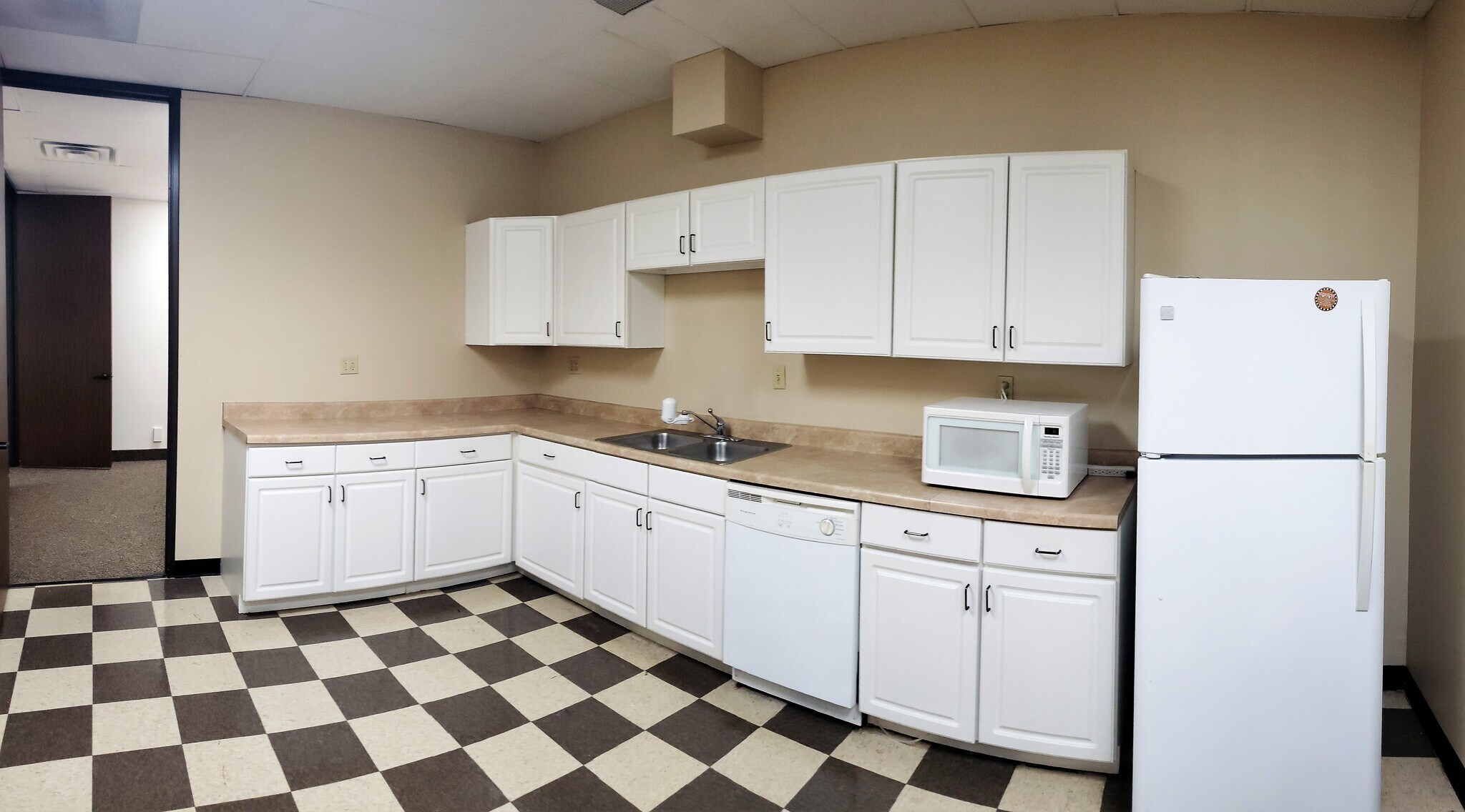 235 NE Loop 820, Hurst, TX 76053 - Spectrum Business Building | LoopNet