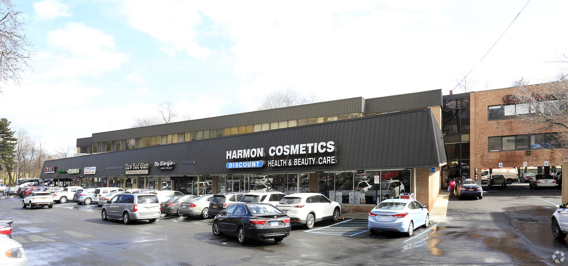 77 Quaker Ridge Rd, New Rochelle, NY 10804 - North Ridge Plaza | LoopNet