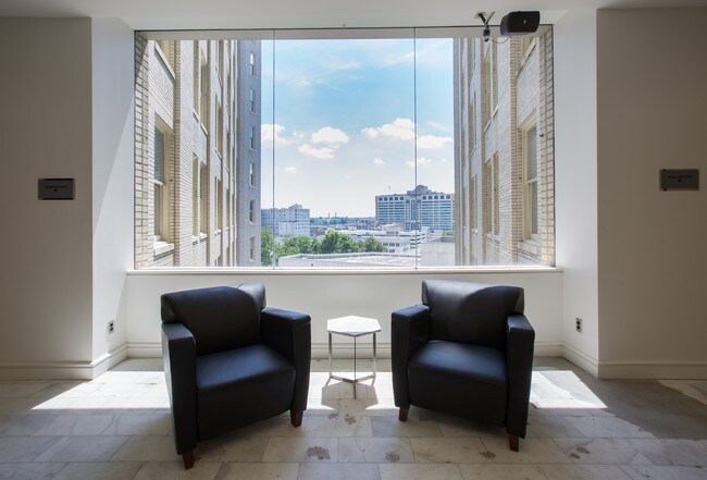 JLL - Atlanta Commercial Listings & Brokers | LoopNet