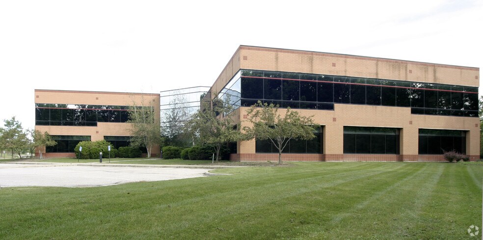 17500 Rockside Rd, Bedford, OH 44146 - US Bank Building | LoopNet