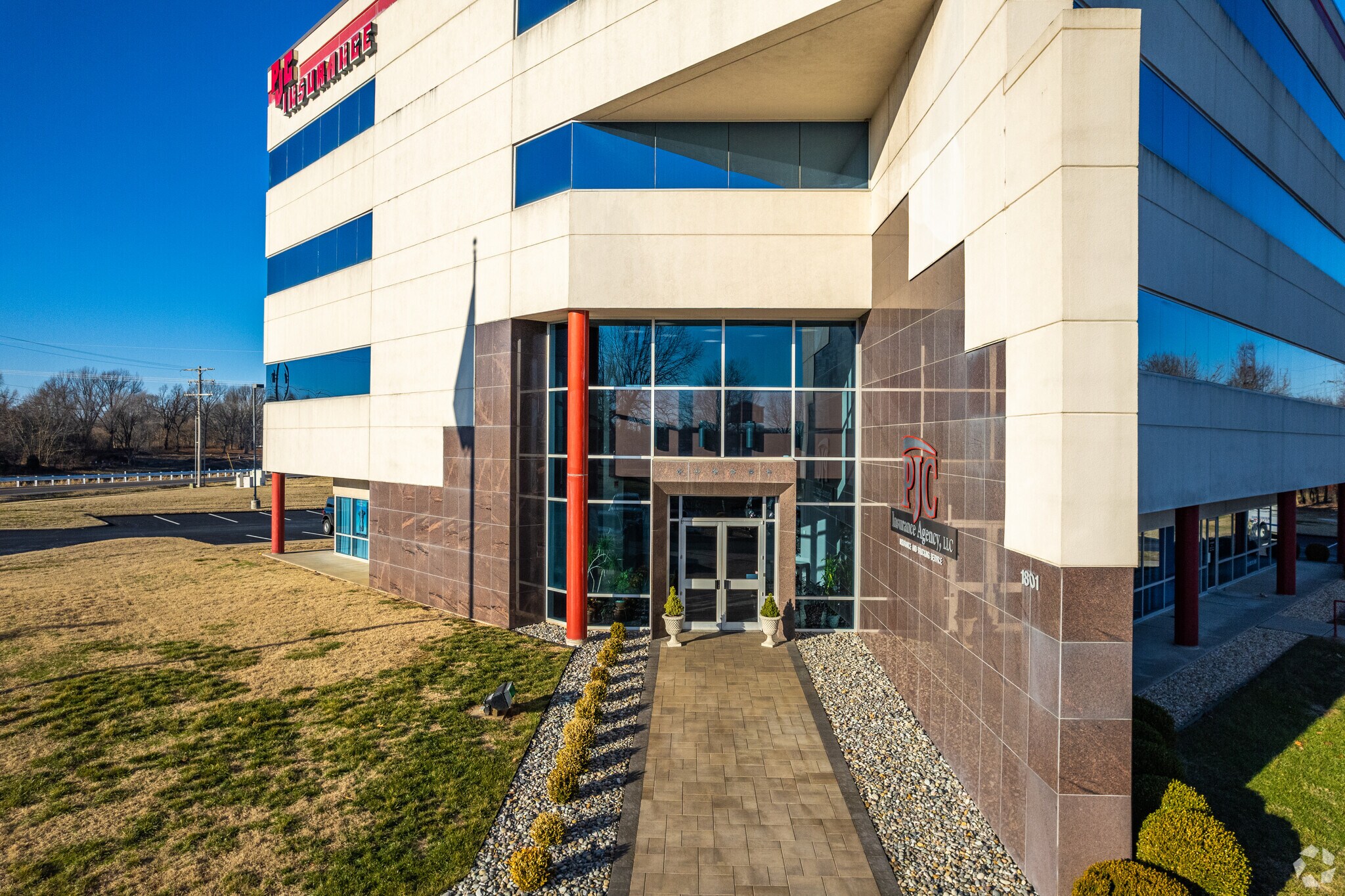 1801 W Norton Rd, Springfield, MO 65803 - PJC Insurance Building | LoopNet
