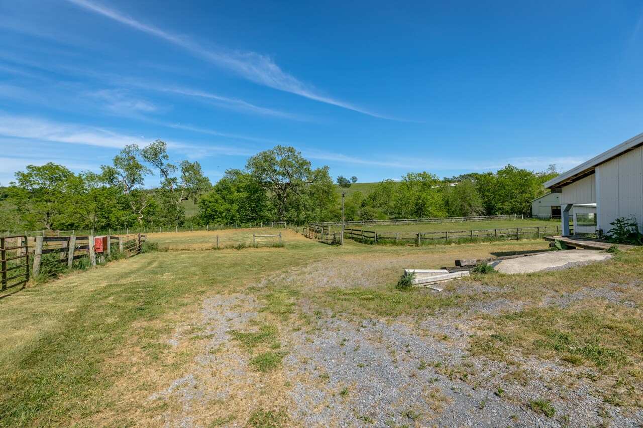 17258 Raders Church Rd, Timberville, VA 22853 - 9 ACRE HORSE FARMETTE ...