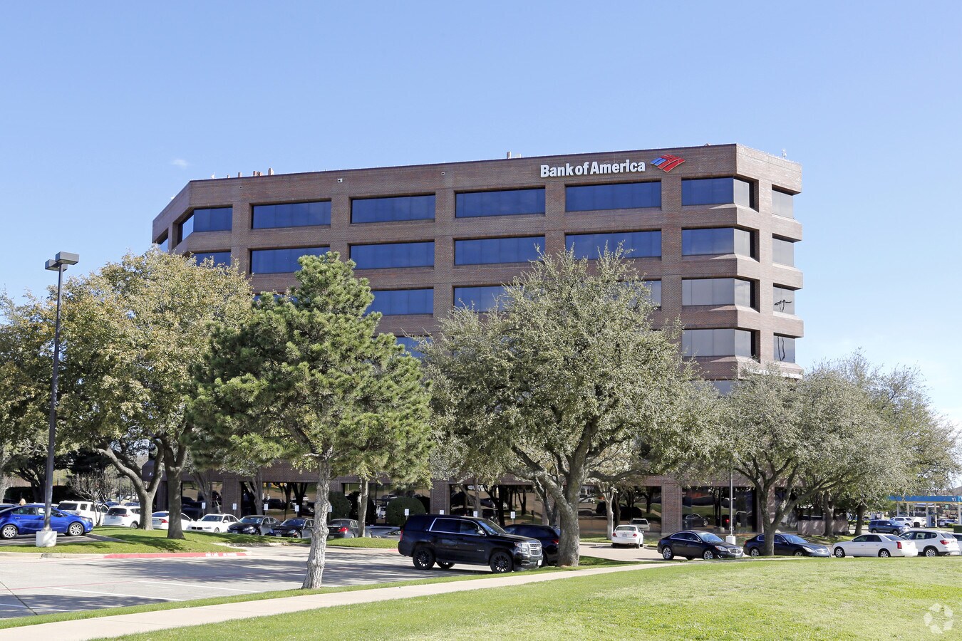 2000 E Lamar Blvd, Arlington, TX, 76006 - Office Space For Lease ...