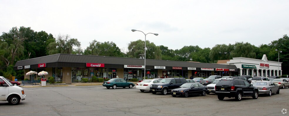 301-321 Valley Rd, Wayne, NJ 07470 - Valley Brook Shopping Center | LoopNet