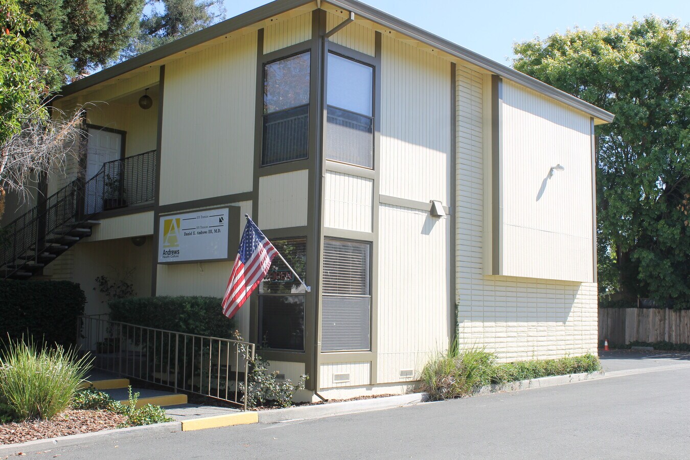 1131-1135 Trancas St, Napa, CA 94558 | LoopNet