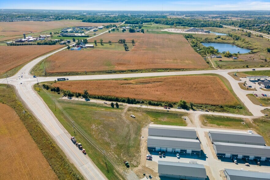 3230 Center Point Rd, Robins, IA 52328 | LoopNet