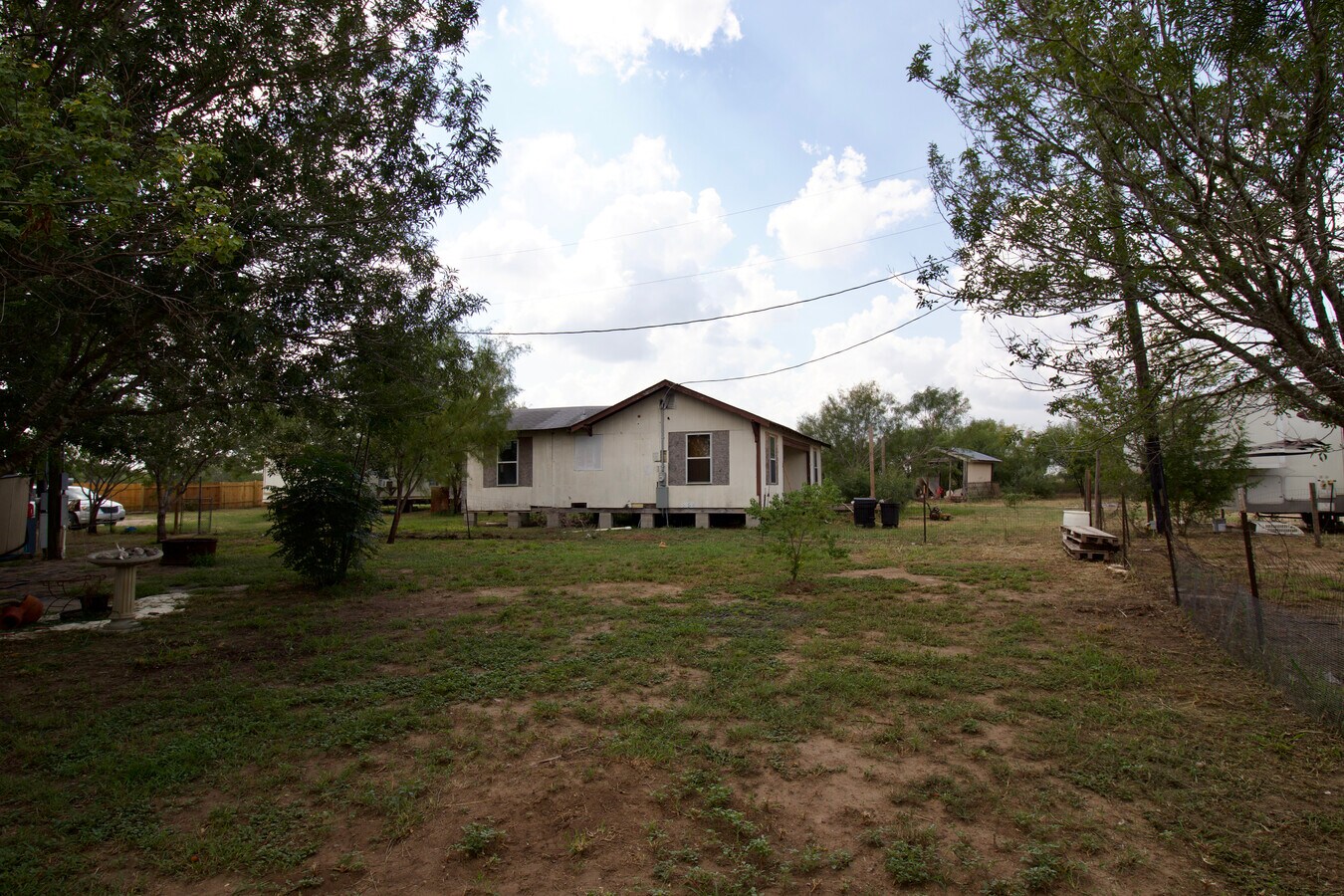 673 County Road 665, Devine, TX 78016 | LoopNet