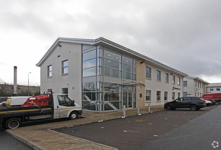 Houstoun Rd, Livingston, EH54 6SF | LoopNet