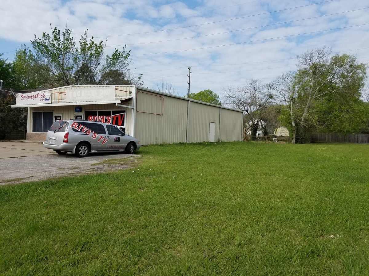 1310 1st St, Rosenberg, TX 77471 | LoopNet