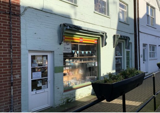 Pier Rd, Seaview, IOW PO34 5BL | LoopNet