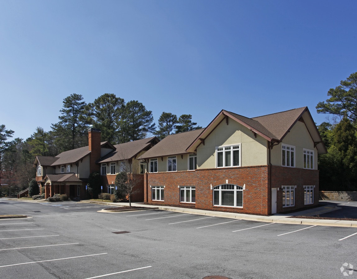 1814 Clairmont Rd, Decatur, GA 30033 | LoopNet