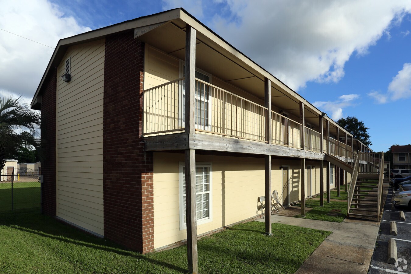 3201 Eden St, Pascagoula, MS 39581 - Hartford Commons Apartments | LoopNet