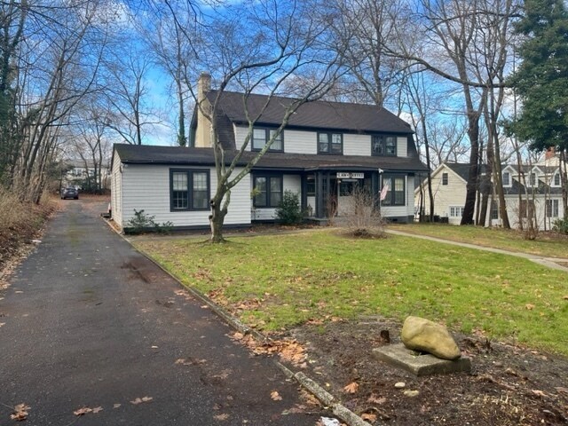 83 Prospect St, Huntington, NY 11743 | LoopNet