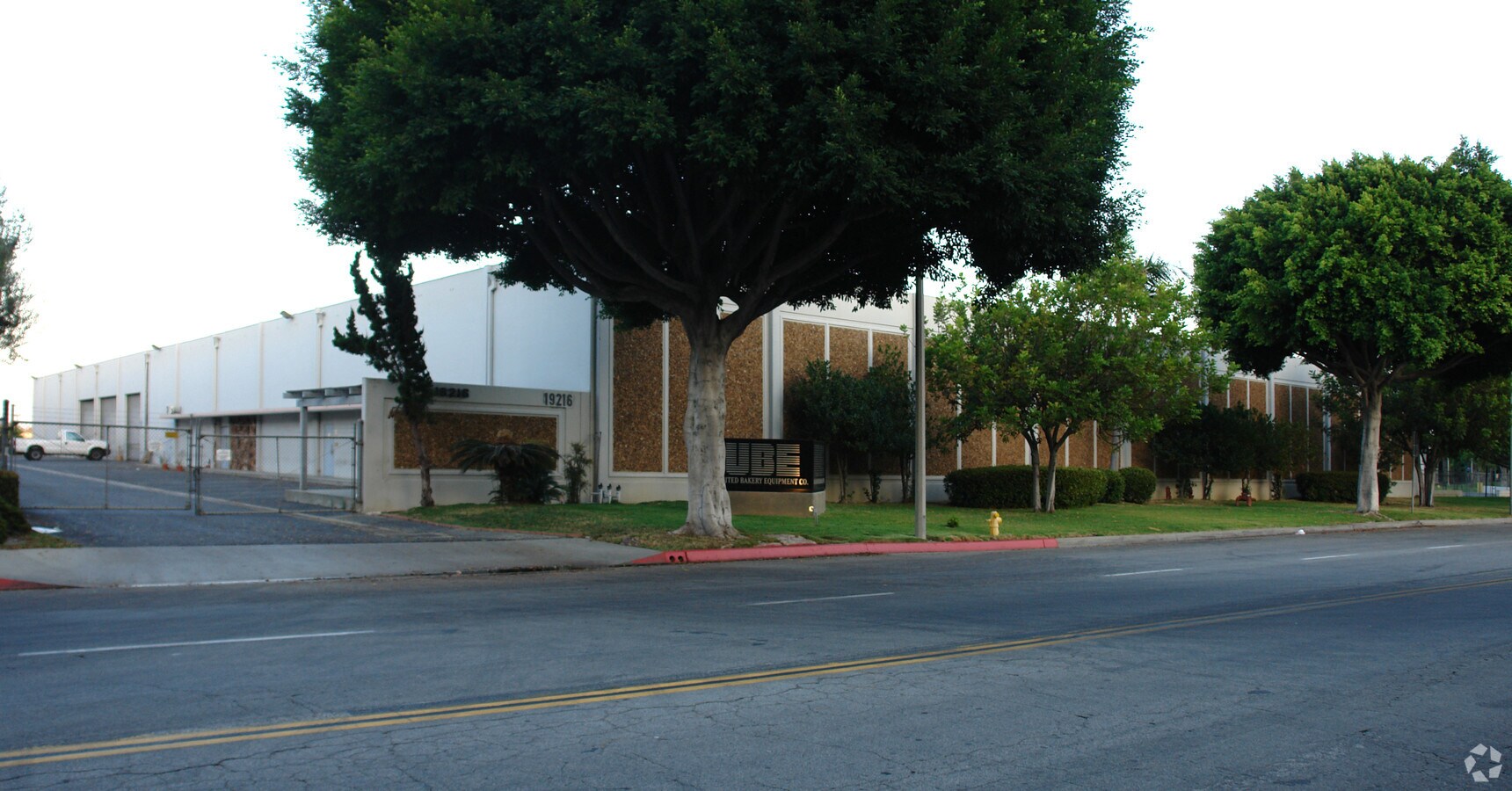 19216 Laurel Park Rd, Rancho Dominguez, CA 90220 | LoopNet