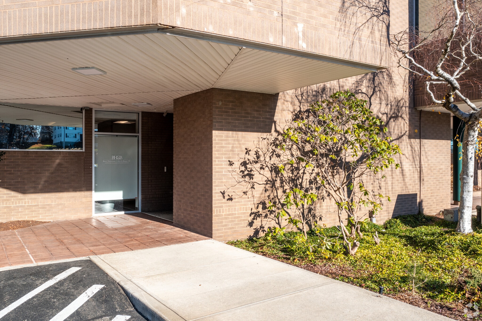 1 Post Rd, Fairfield, CT 06824 - Ash Creek | LoopNet