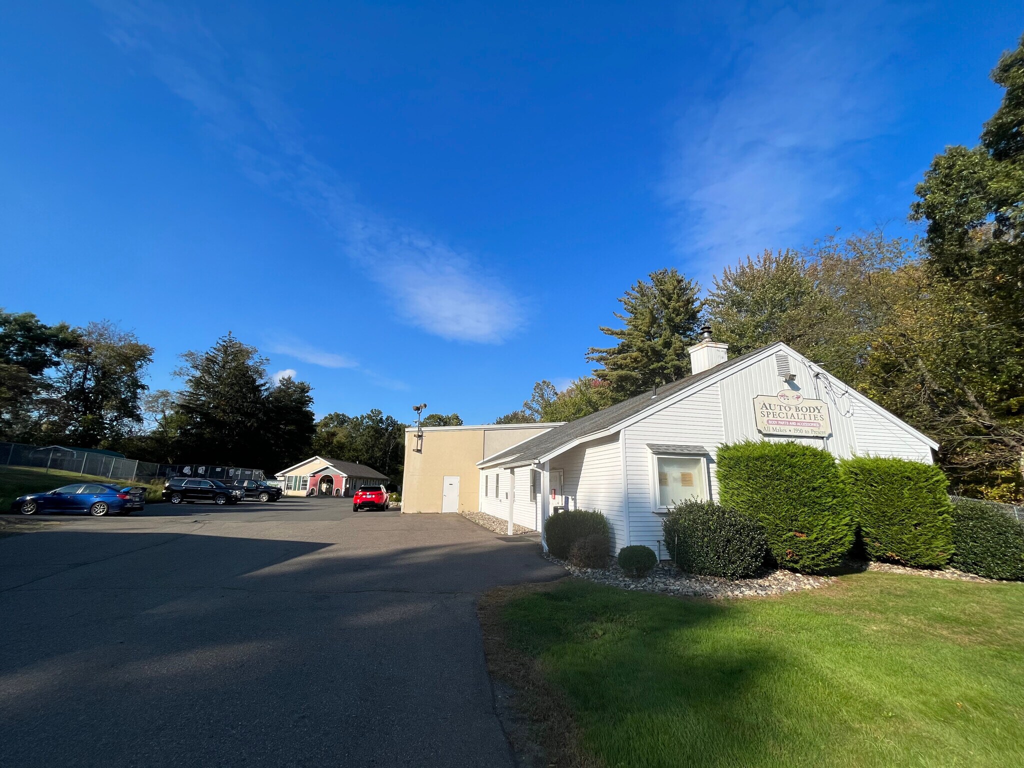 130 Meriden Rd, Middlefield, CT 06455 - Retail for Sale | LoopNet