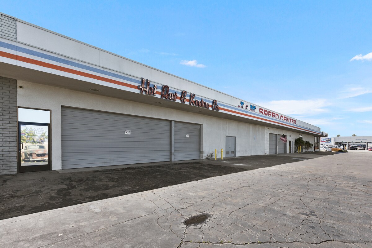 3230 Motor Cir, Riverside, CA 92504 - Automotive Building in Riverside ...