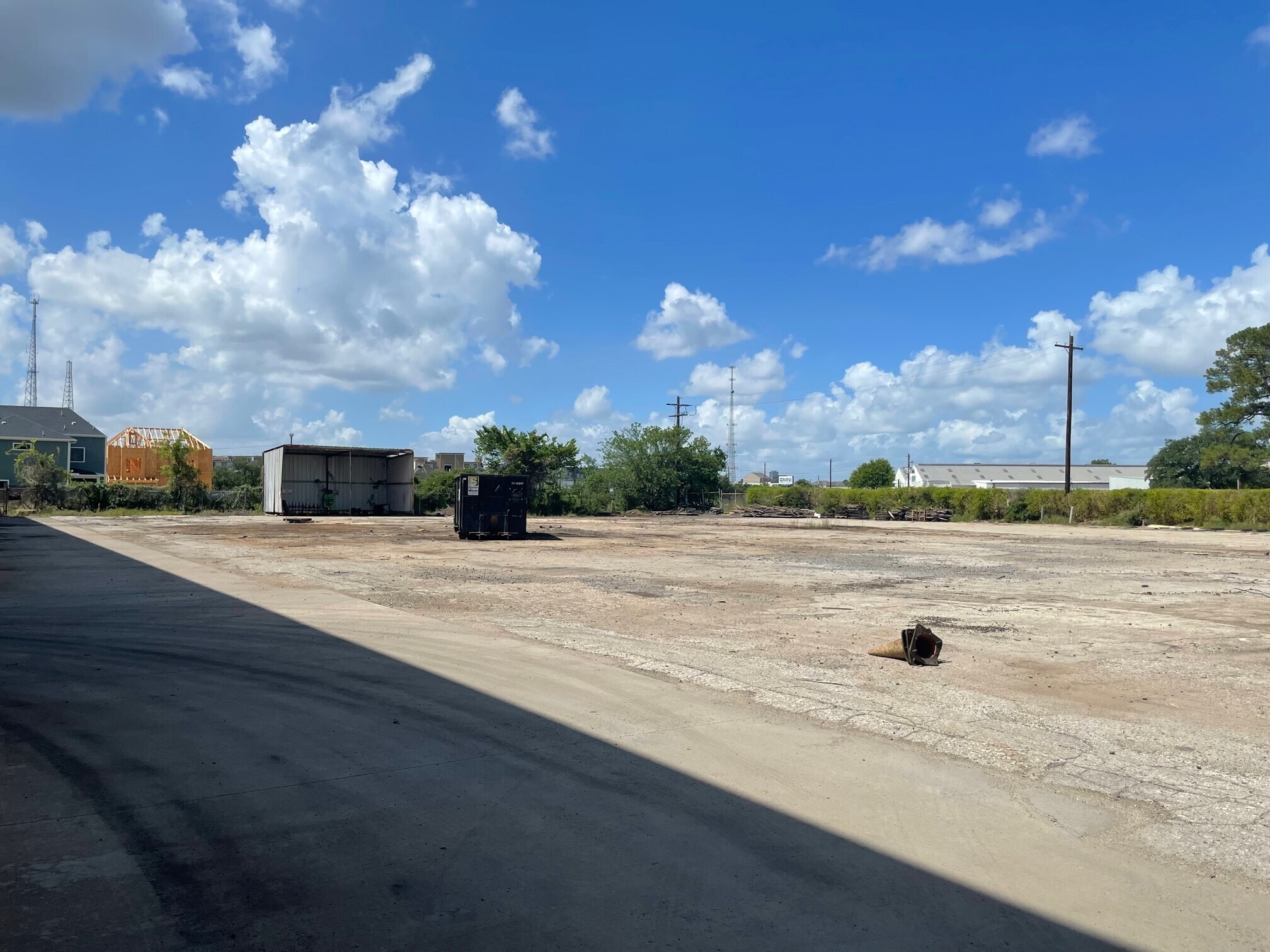 3511 W 12th St, Houston, TX 77008 - Industrial for Lease | LoopNet
