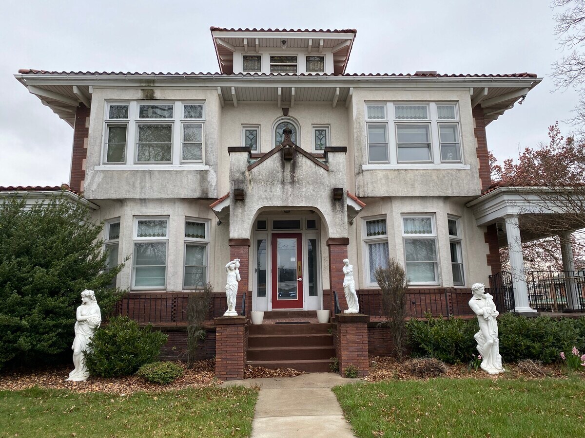 39 E Lancaster Ave, Shillington, PA 19607 | LoopNet 39 E Lancaster Ave, Shillington, PA 19607 | LoopNet