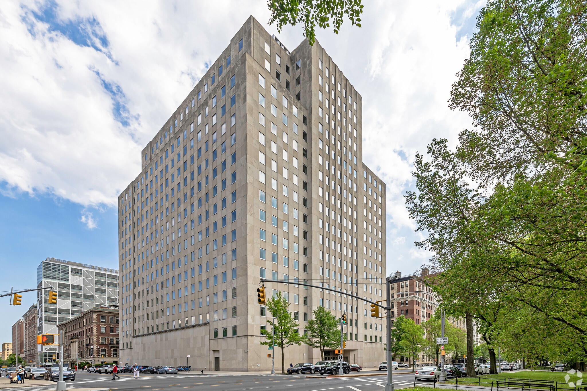 475 Riverside Dr, New York, NY 10115 - The Interchurch Center | LoopNet