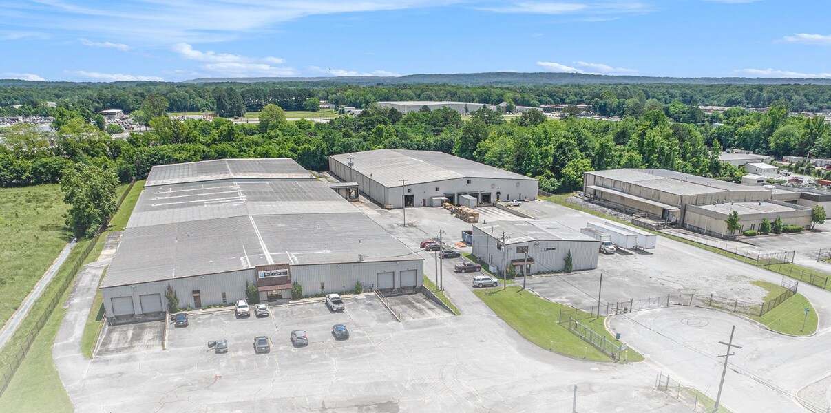 202 Pride Ln, Decatur, AL 35603 | LoopNet