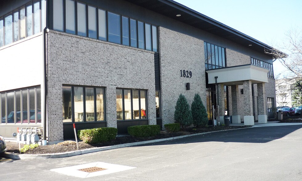 1829 Maple Rd, Buffalo, NY 14221 | LoopNet