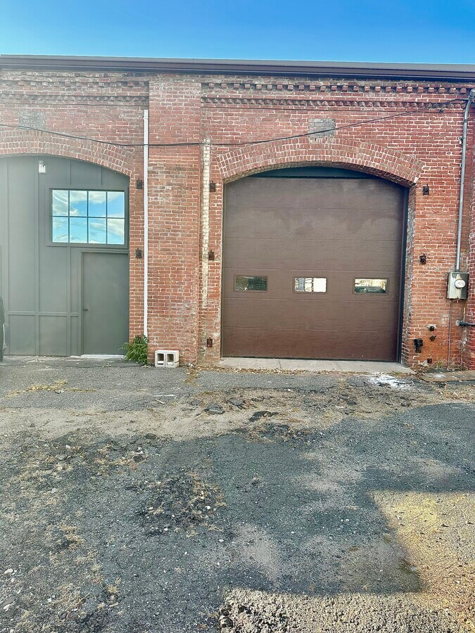 216-218 Day St, West Springfield, MA 01089 | LoopNet
