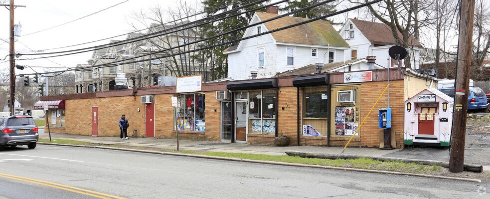 137 N Main St, Spring Valley, NY 10977 - Retail for Lease | LoopNet