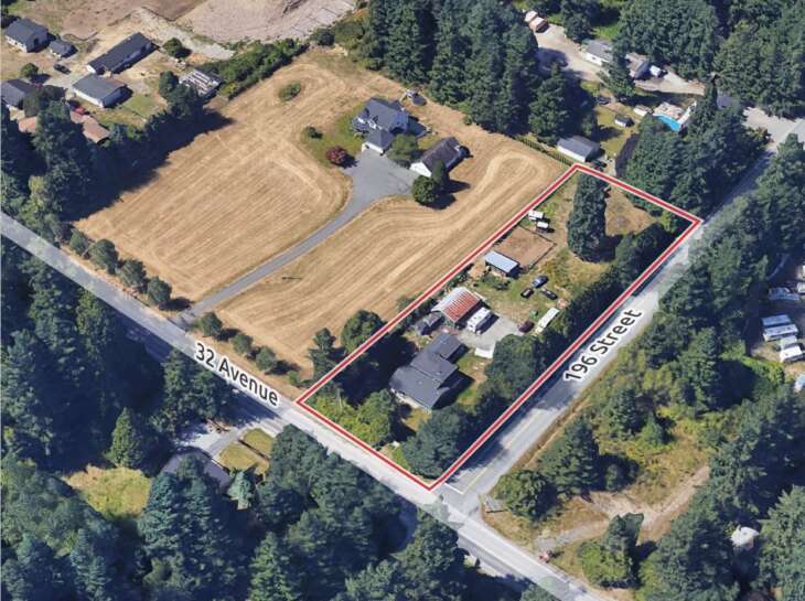 19585 32 Av, Surrey, BC V3Z 1A6 | LoopNet