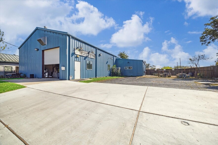 1125 W Cavalcade St, Houston, TX 77009 - Industrial for Sale | LoopNet