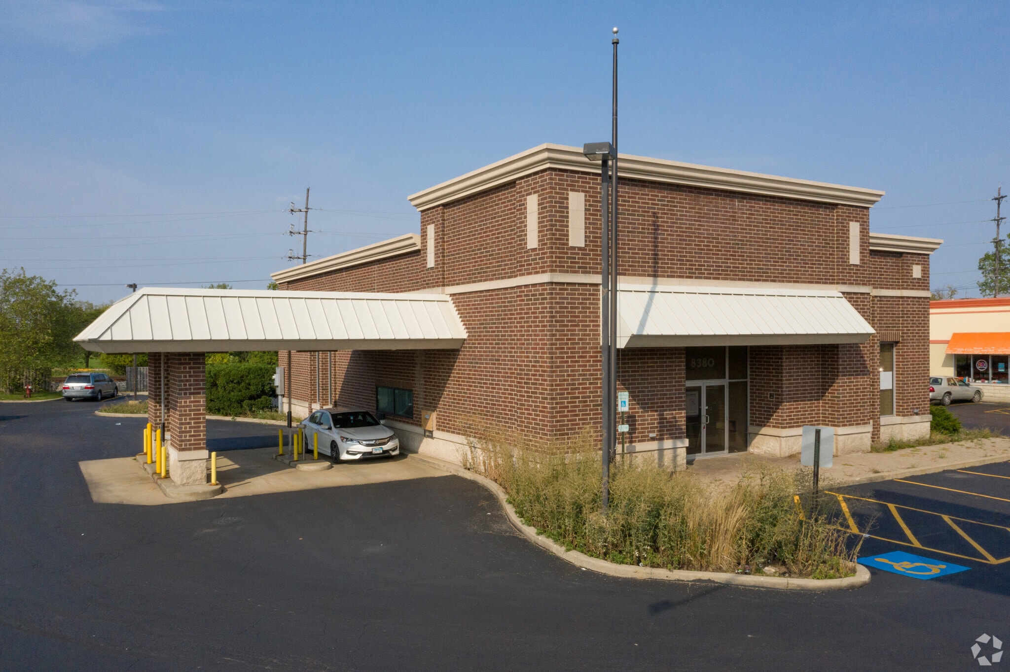 8380 W Cermak Rd, North Riverside, IL 60546 - Retail for Sale | LoopNet